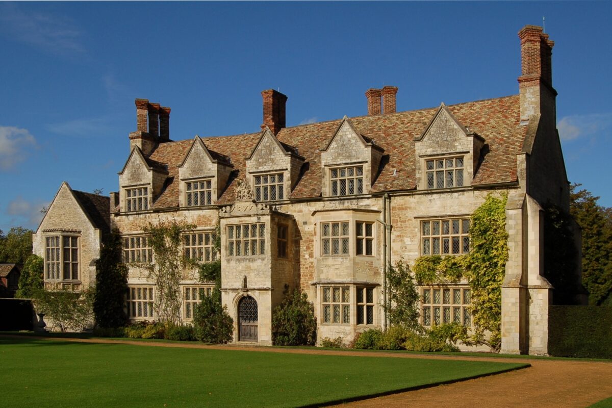 Anglesey Abbey - Estates and Castles