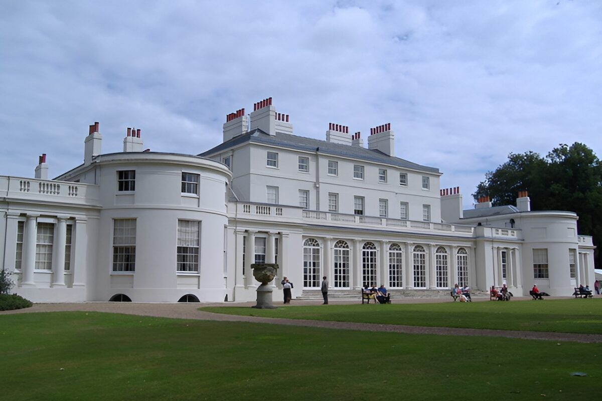 Frogmore House - Estates and Castles
