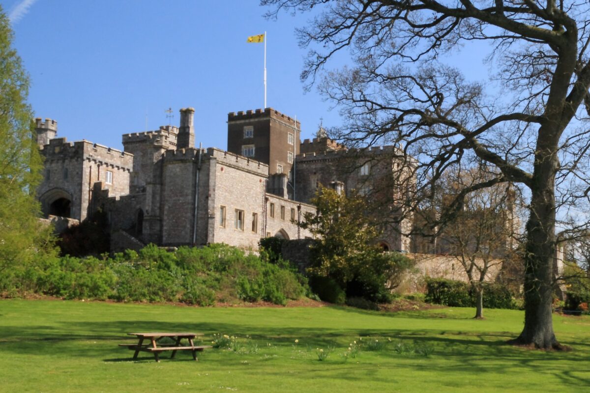 Powderham Castle - Estates and Castles